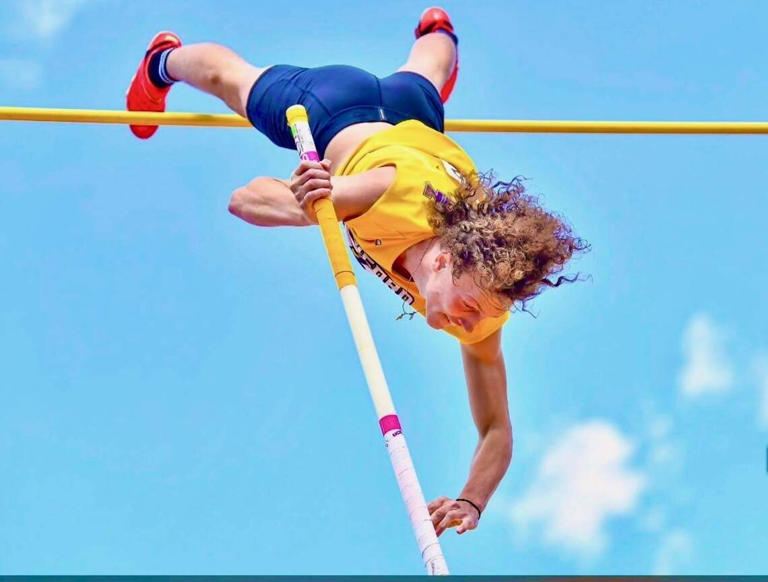 Tri-City pole vaulter is best ever WA high schooler. He can clear a 2 ...