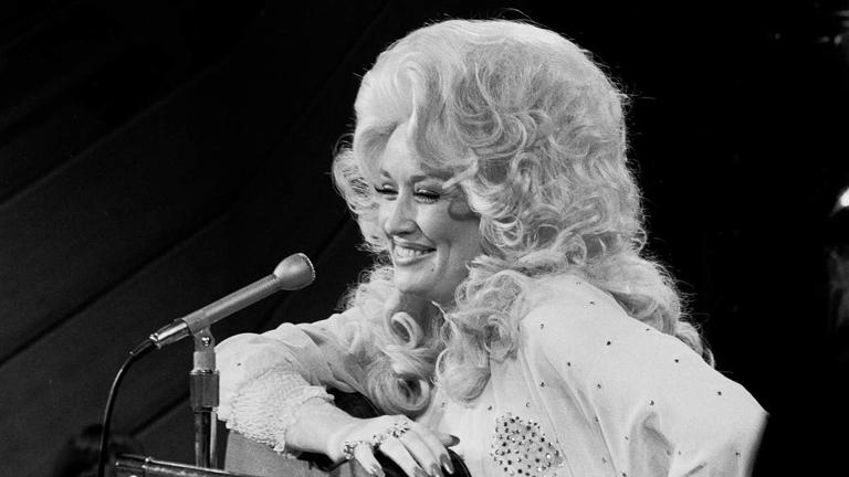 How Dolly Parton's 'I Will Always Love You' became a 90s power ballad hit
