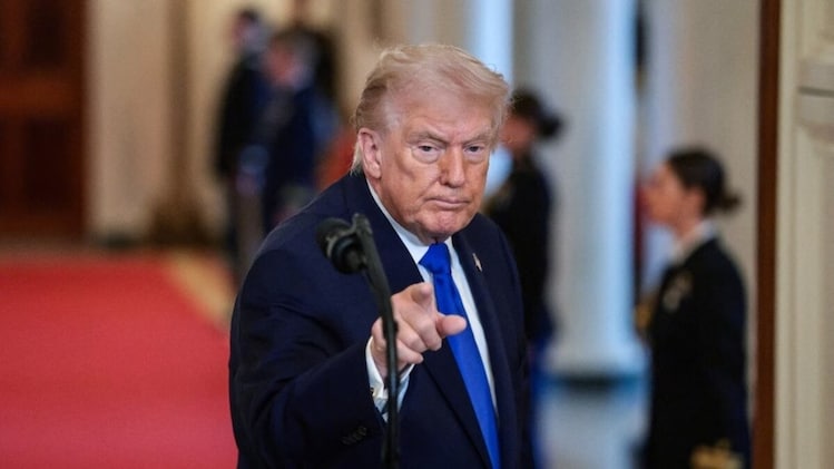 'Everybody loves Trump': Trump's latest AI video triggers buzz on ...