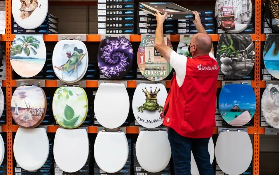 How to pick the perfect toilet seat