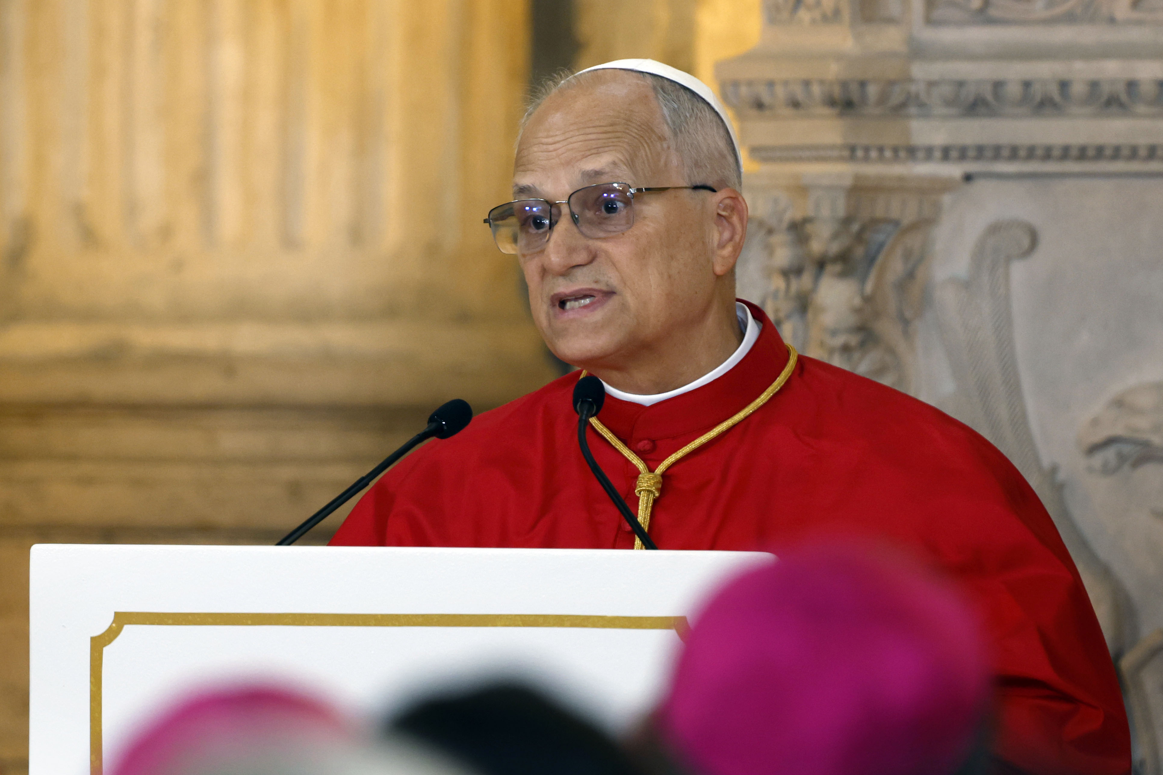 Del bastón de Carmela al apóstol Santiago: los primeros regalos a León ...