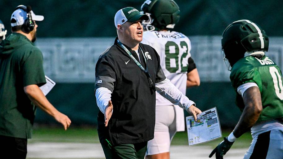 Georgia CB shares cool moment of Michigan State commitment with Pat ...