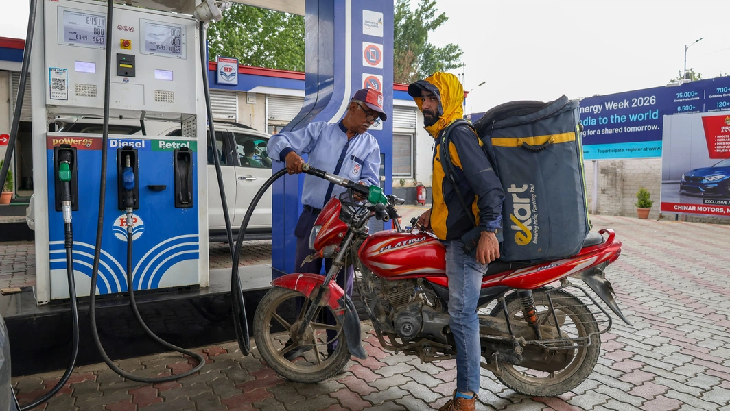 Electric scooter sales surge 63% in May 2026 amid petrol price hike