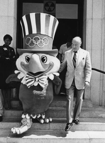 Letters to the editor: An impassioned argument for Smokey Bear as LA.'s ...