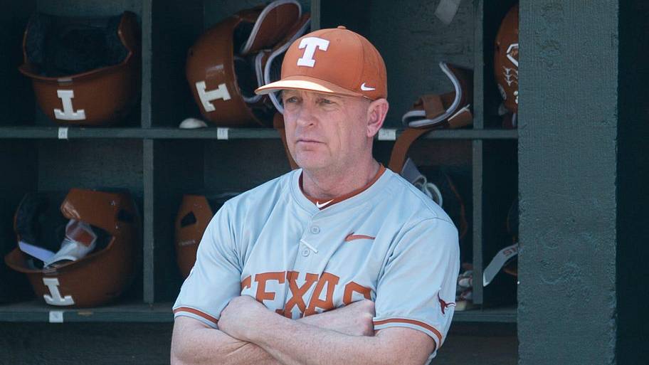 Texas baseball coach Jim Schlossnagle pays Oregon Ducks interesting ...