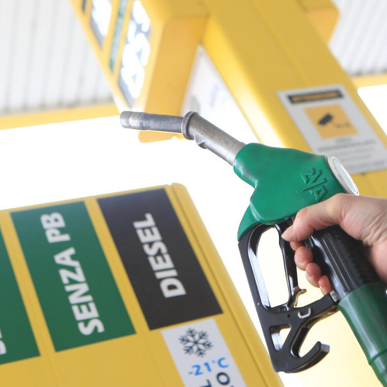 Prorogato fino al 3 luglio il taglio delle accise sul carburante