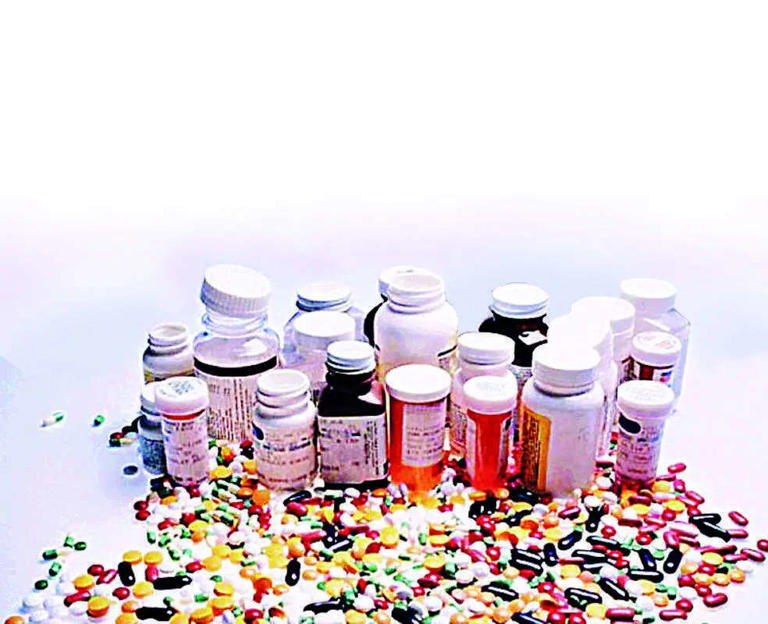 Telangana DCA busts illegal sale of APIs in Kukatpally
