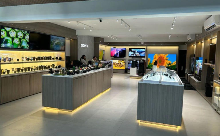 Sony abre tienda en Guadalajara enfocada en creadores digitales