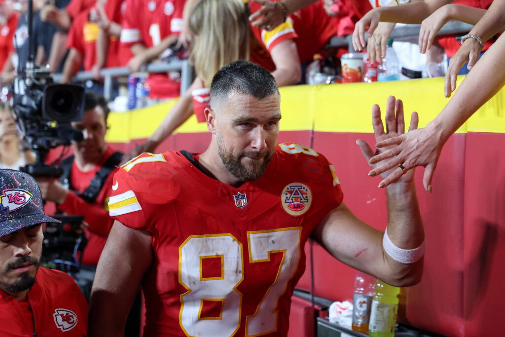 Travis Kelce takes sly dig at Steelers’ Nick Herbig after $100M extension