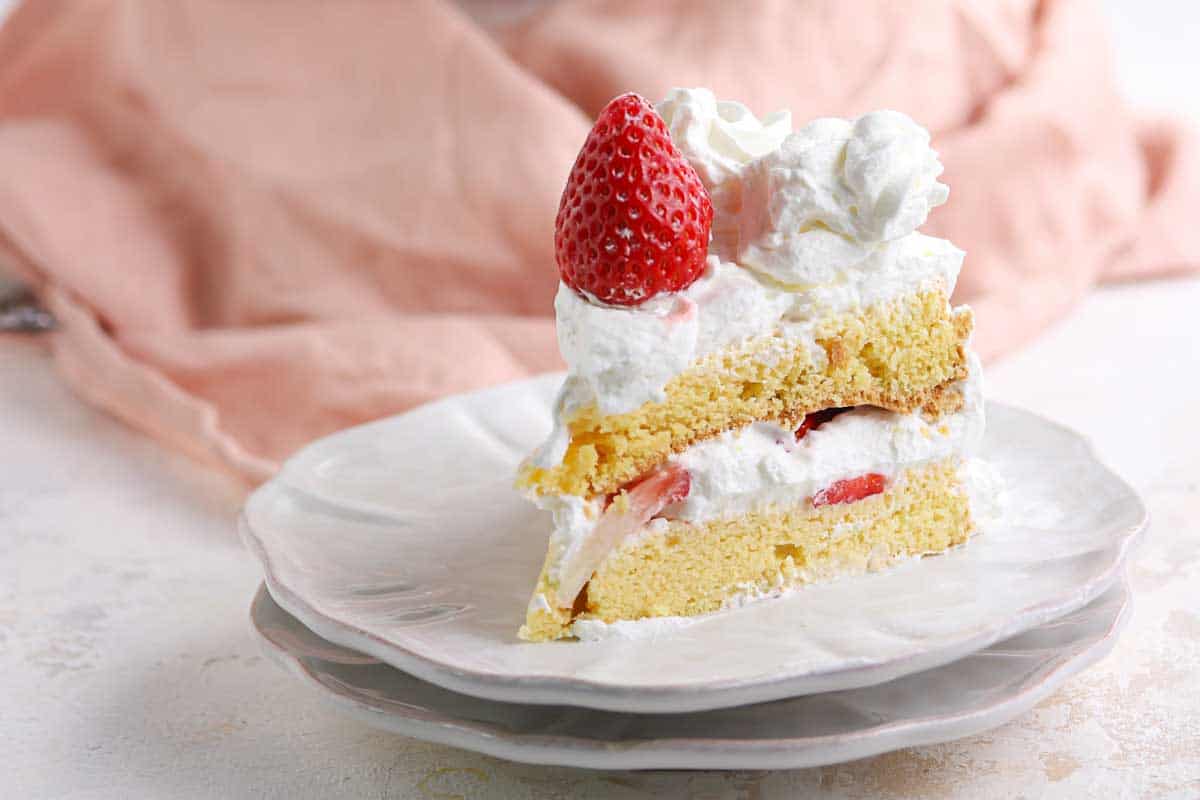 27 berry recipes you will want to try all season long