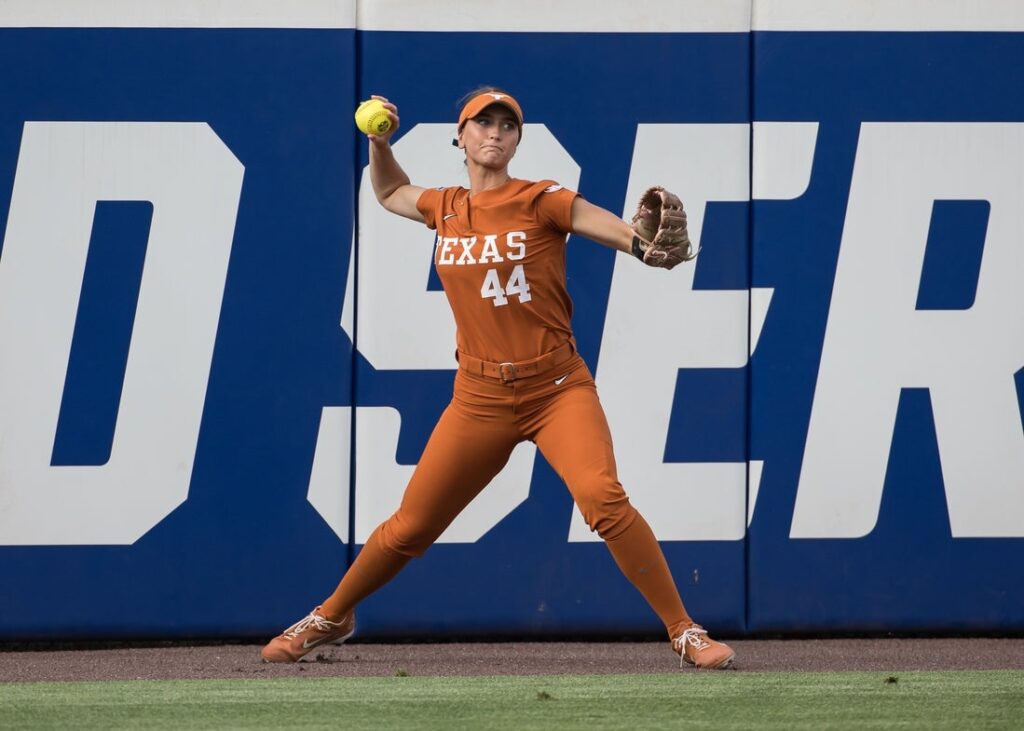 Texas pitcher Teagan Kavan solidifies place among WCWS greats with ...