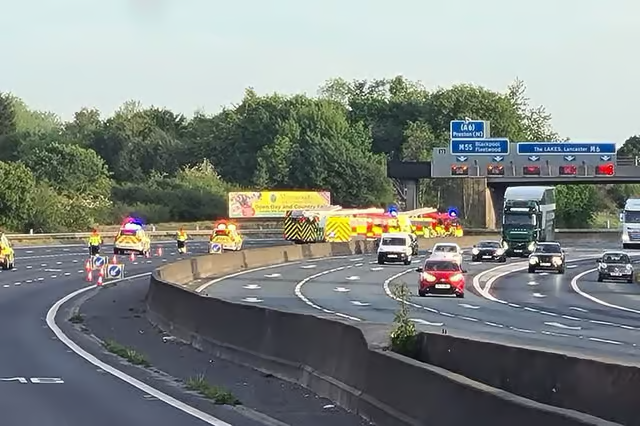 M55 crash shuts lane and causes delays between Kirkham and Blackpool