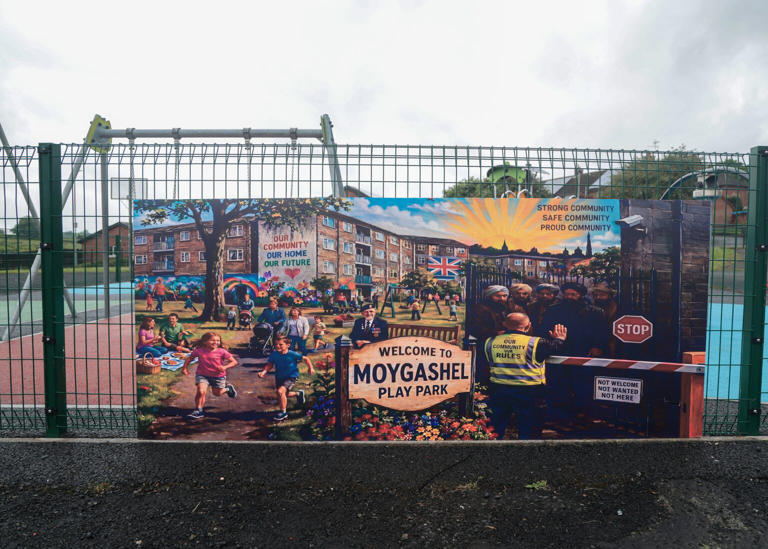 Update: PSNI remove loyalists’ racist hate banner in Tyrone for the ...
