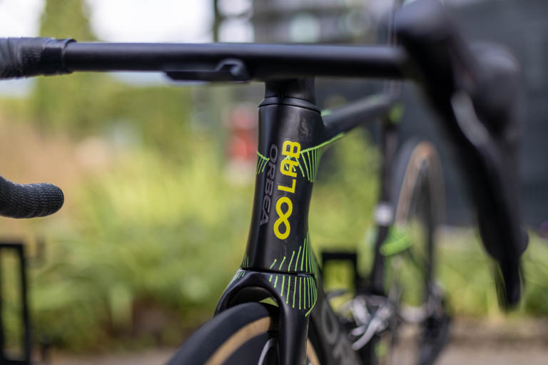 Prototype Orbea aero bike spotted ahead of the Tour Auvergne-Rhône ...
