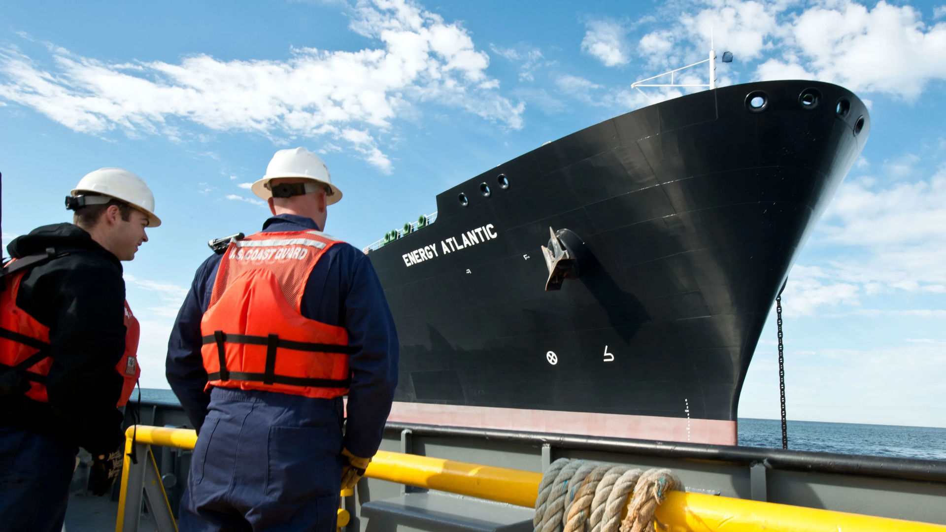 Record Gulf Coast exports push US oil inventories lower