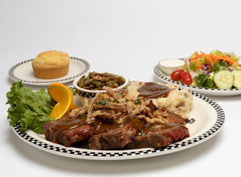 5 restaurant chains with the best meatloaf dinners, according to diners
