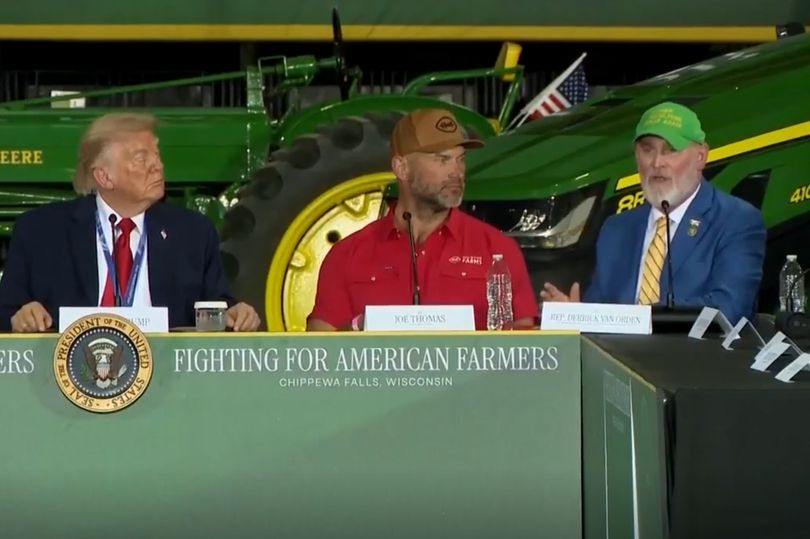 Trump appears to drift off again after furious White House 'mouth ...