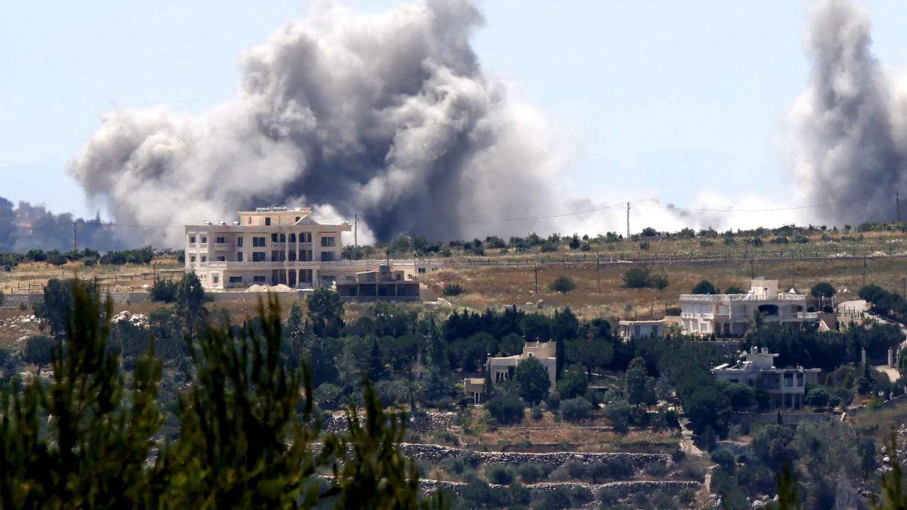 In photos fresh Israeli strikes in southern Lebanon