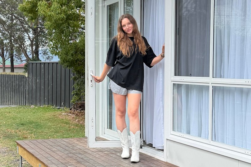 Aussies short on cash are bartering for haircuts, manicures and even ...