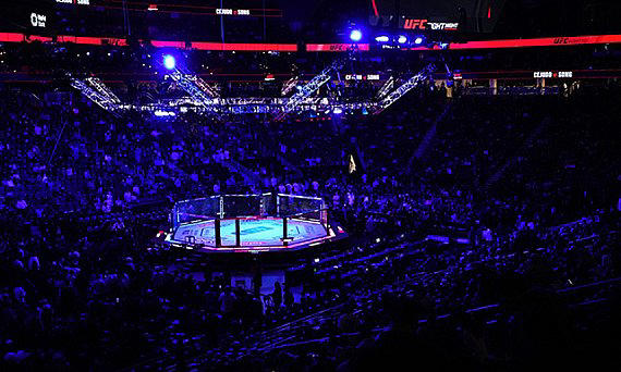 Current UFC champion goes off on 'predatory' UFC fighter pay