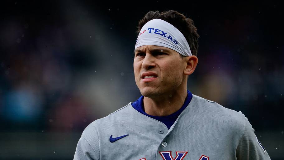 Former Mariners fan favorite DFA’d by Rangers after Corey Seager’s return