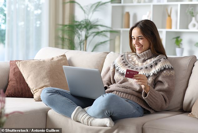 The costly credit card trap millions fall into every month without ...