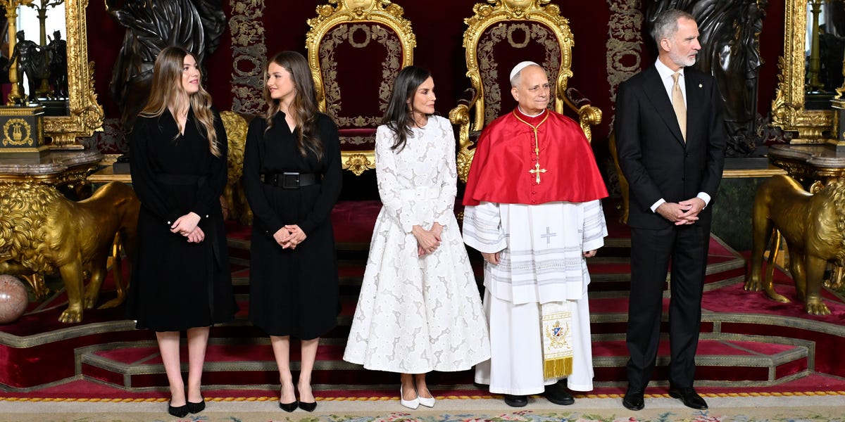 Pope Leo met with the royal family during his visit to Spain
