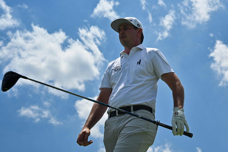 “The ball got me there”: JT Poston shares key factor behind Memorial ...