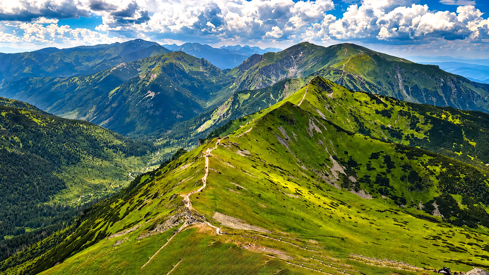 An open ridge trail crossing the high western Tatras