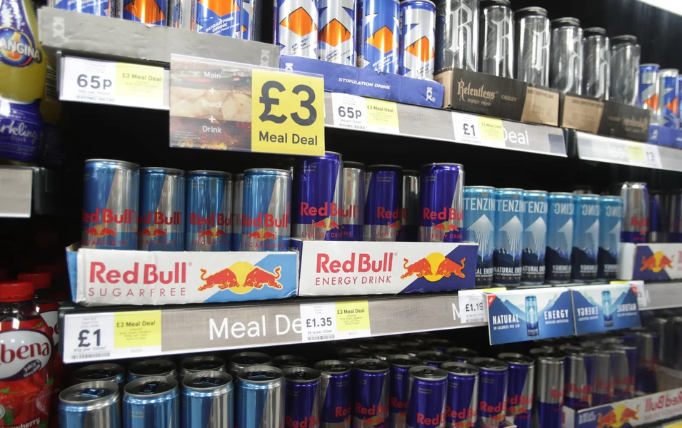 Quebec Conservatives lift block on teen energy drink ban bill