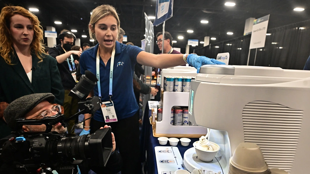 Top-rated ice cream makers push shoppers away from store-bought