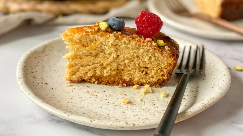 Simple honey cake recipe