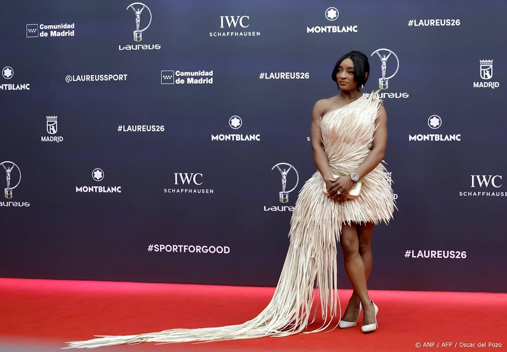 Topturnster Simone Biles belandt in ziekenhuis