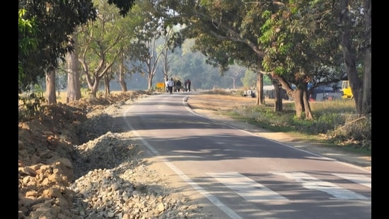 Night travel ban in Dudhwa: LKO lawyer opposes decision, DTR ...