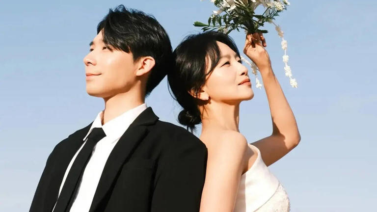 My Royal Nemesis actress Baek Eun-Hye marries ex-figure skater Lee Junu ...