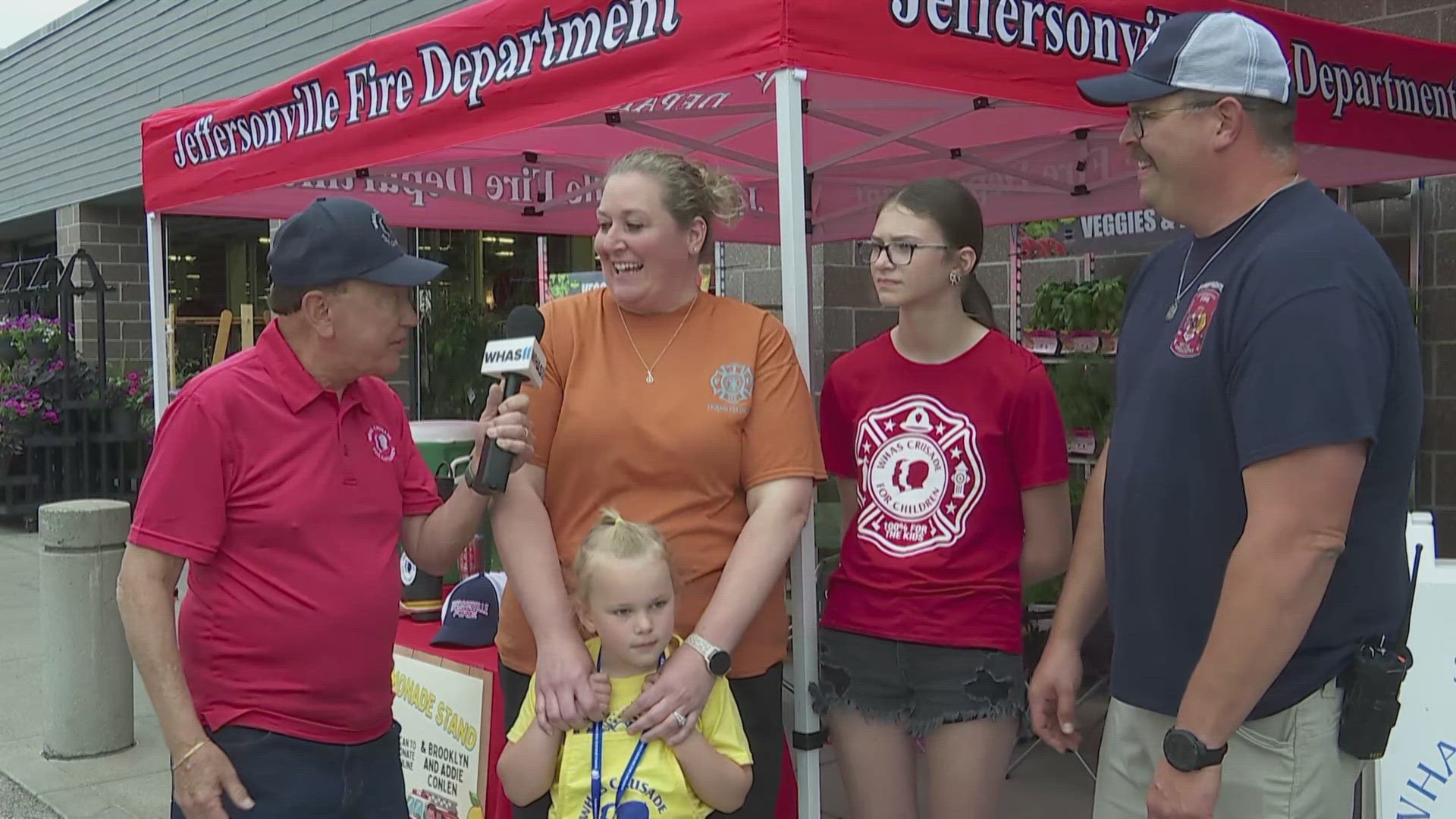 Jeffersonville Fire sells lemonade to raise money for WHAS Crusade