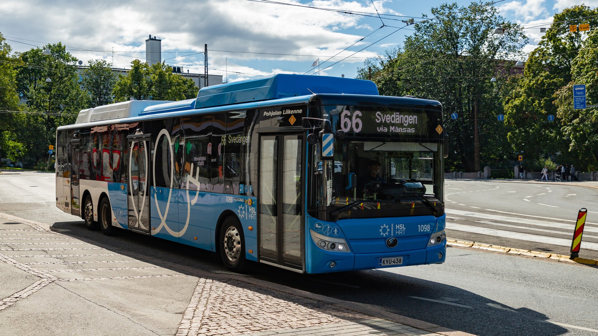 16-jähriger muss 100 Euro Strafe zahlen, weil digitales Bus-Ticket 5 ...