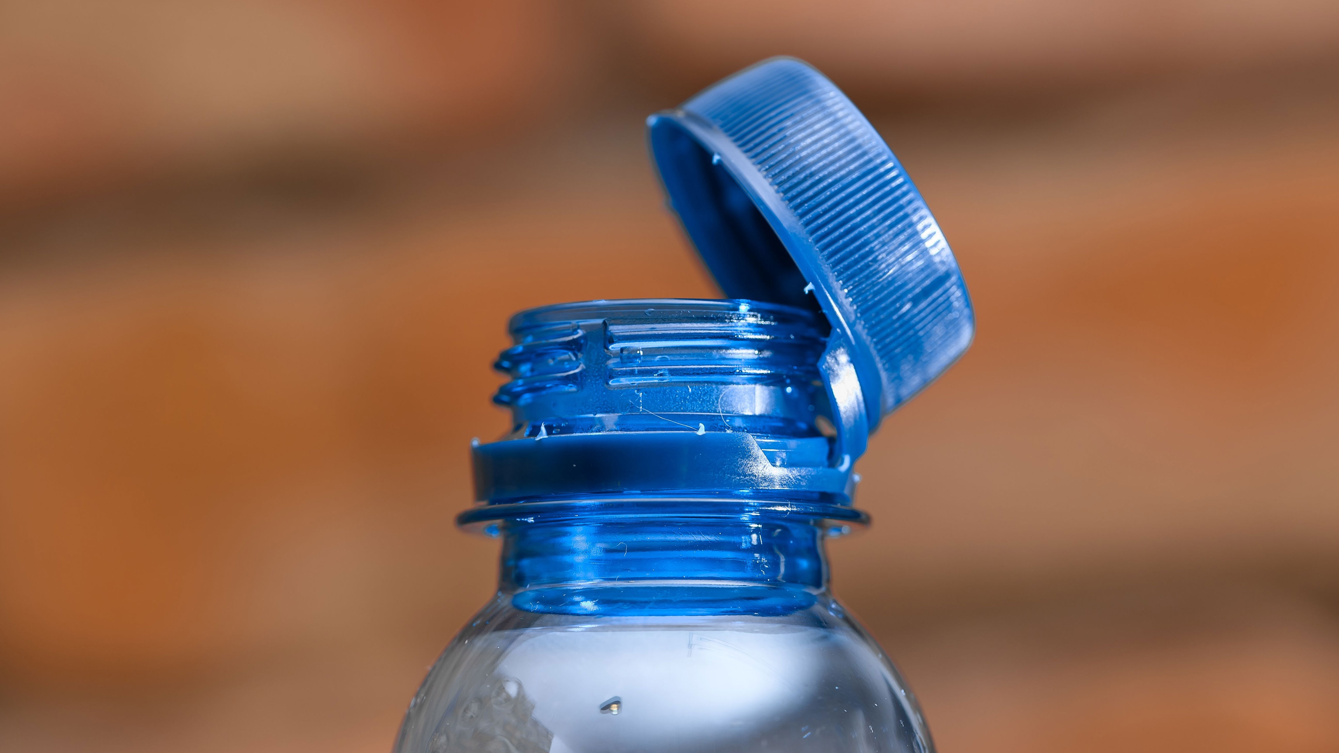 Plastikowe nakrętki wykorzystasz w kuchni lub pokoju dziecięcym ...