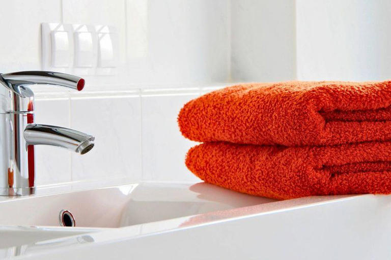 Keep your bedroom cool on hot nights without a fan using one bathroom item