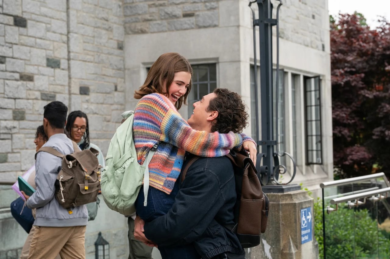 Off Campus is your new hockey romance TV obsession, and it's got a lot ...