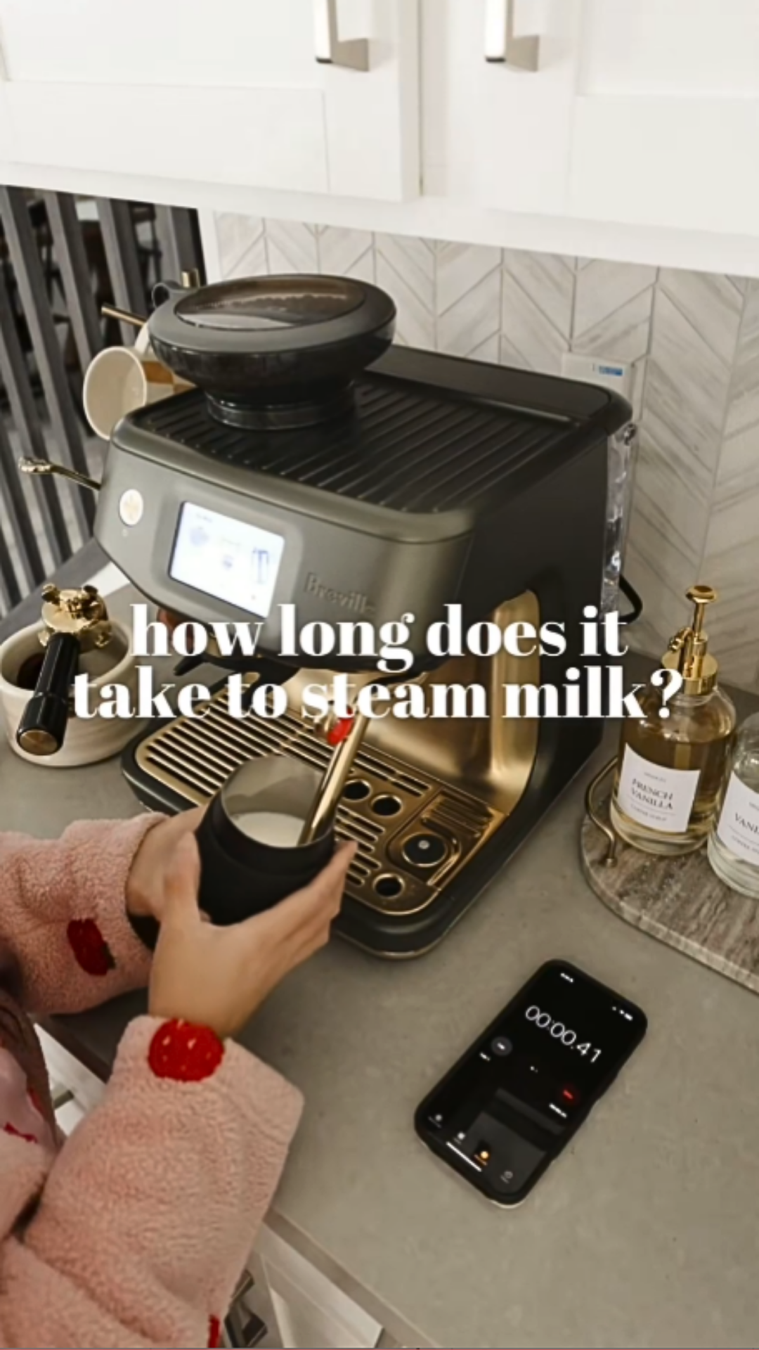 Testing milk steaming time for latte art