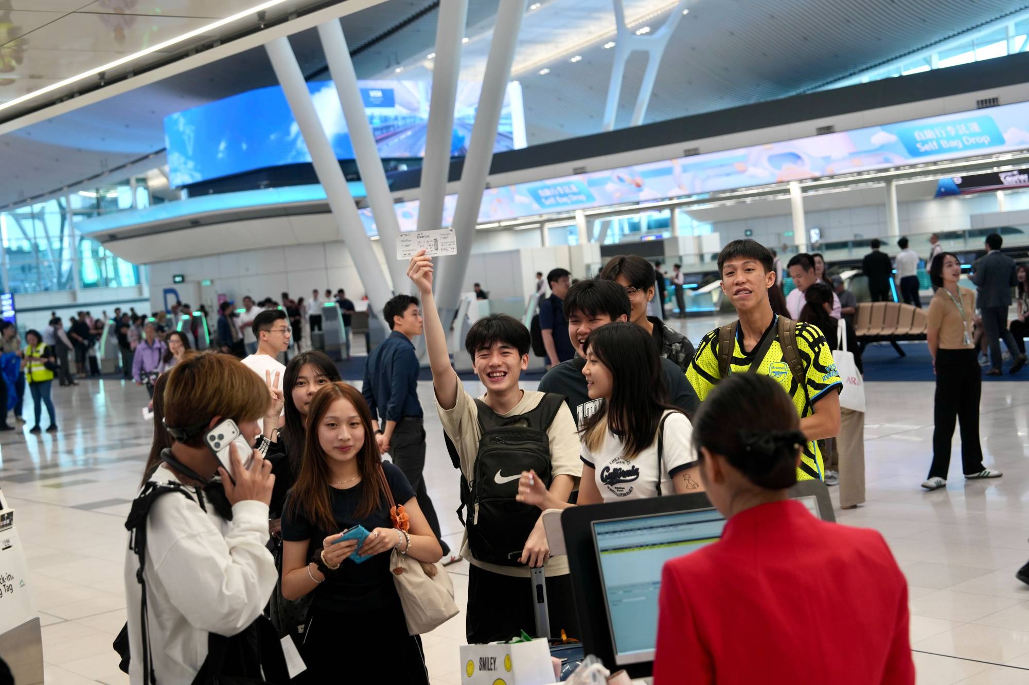 4,200 expected at Hong Kong airport’s Terminal 2 on 'very smooth ...