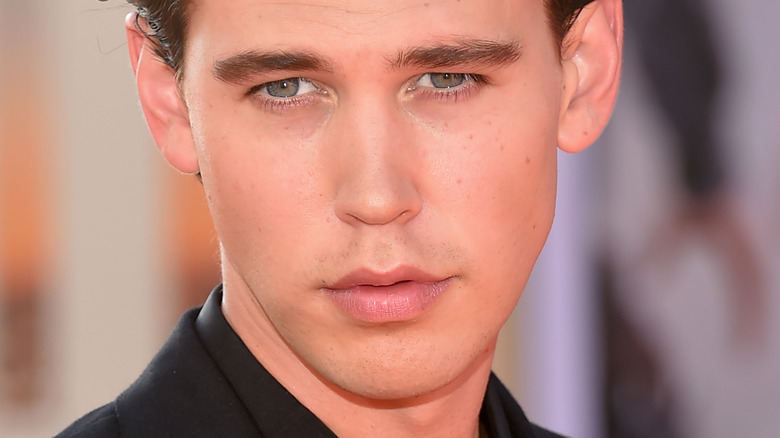 Austin Butler had a whole lot of shakin' going on during the first ...
