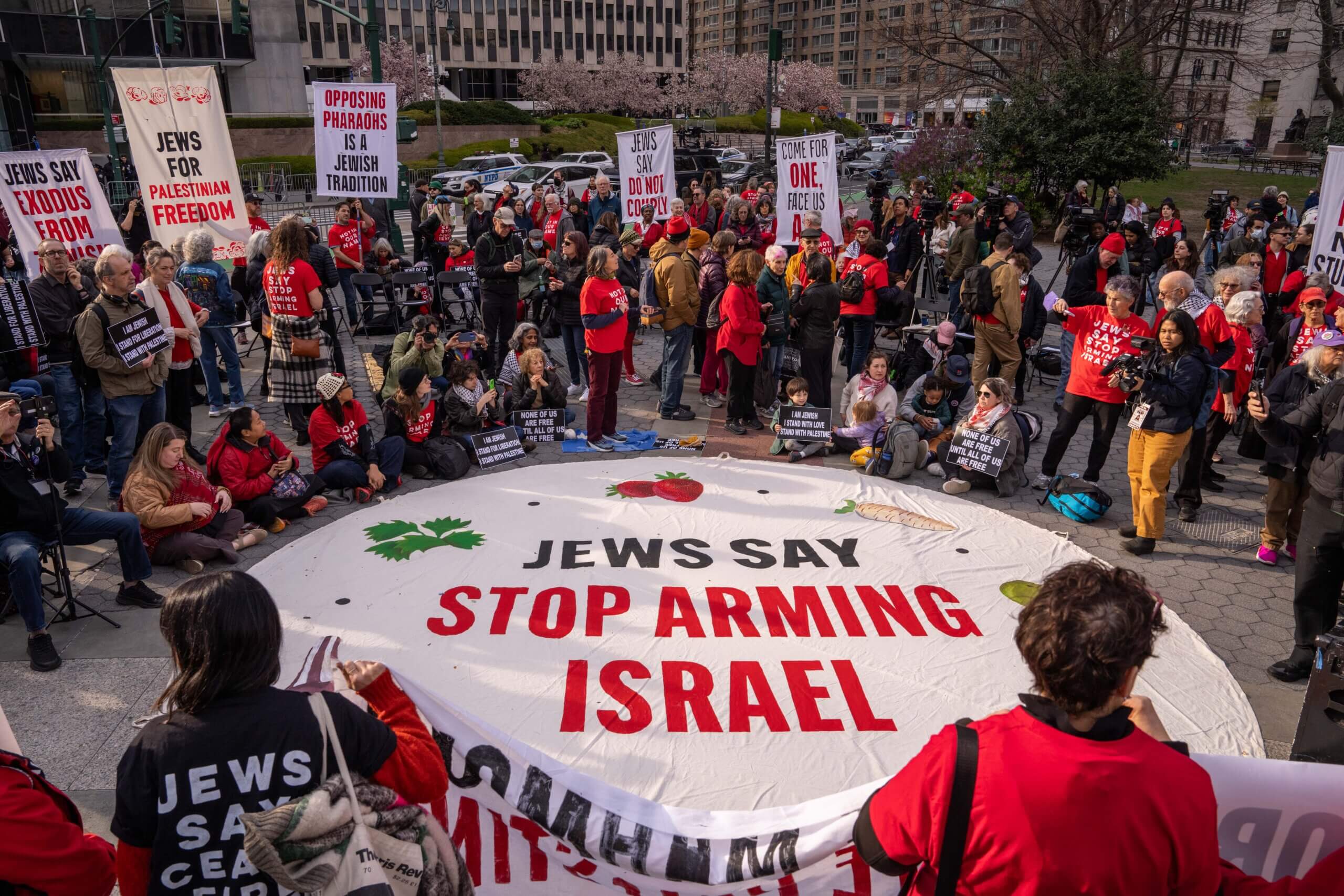 Nearly half of young U.S. Jews want to replace Israel with binational ...