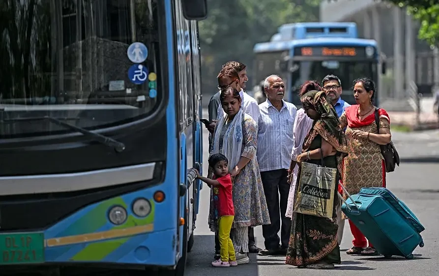 Telangana completes 500-bus electric project with 60-bus launch