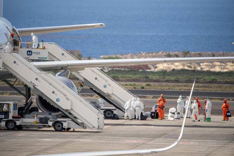 Repatriation flight video falsely shared as evidence of staged ...