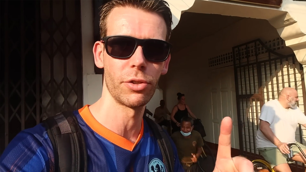 Bangkok Wandeling Brengt Rust En Twijfe