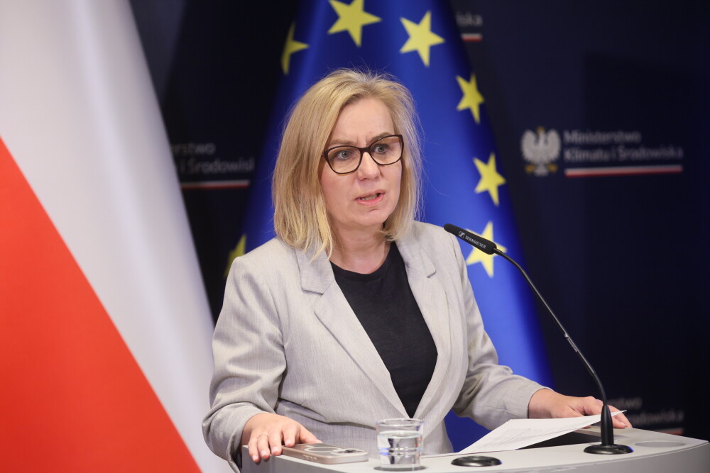 Hennig-Kloska: decyzja o kaucjach także na szklane butelki możliwa po ...