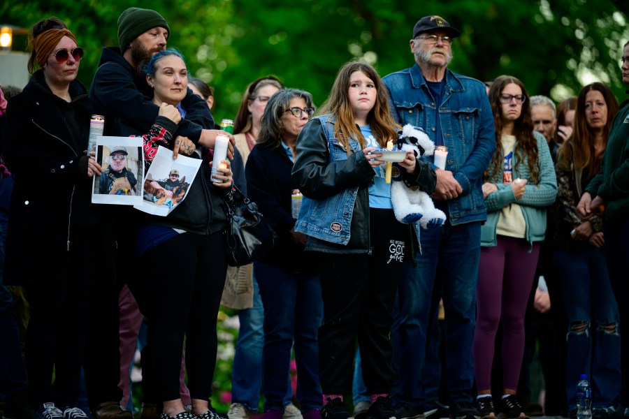 No hope of rescue for 9 missing in WA chemical tank collapse