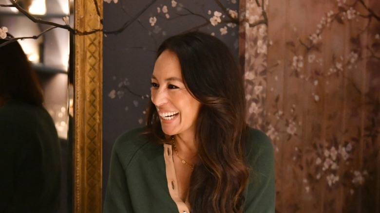 It's not a trap: Why Joanna Gaines places weird boxes around her garden ...